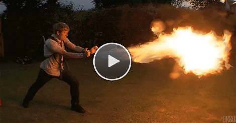 amazing flame thrower | Gifs