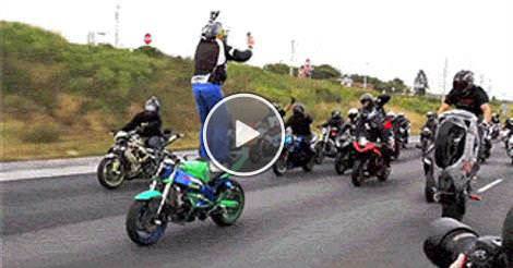 directing traffic | Gifs