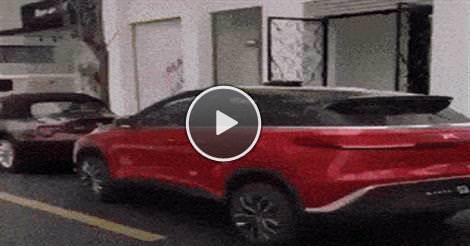 how to get out of a tight space | Gifs